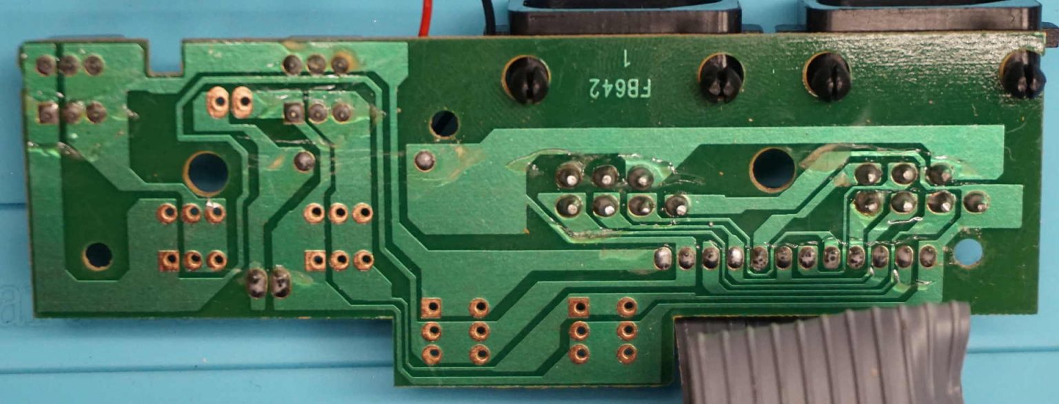 Inside an NES Clone - RetroBit RES Teardown - PCBurn